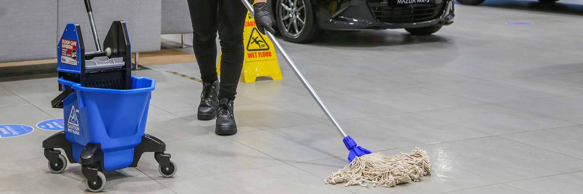 Car Showroom Cleaning